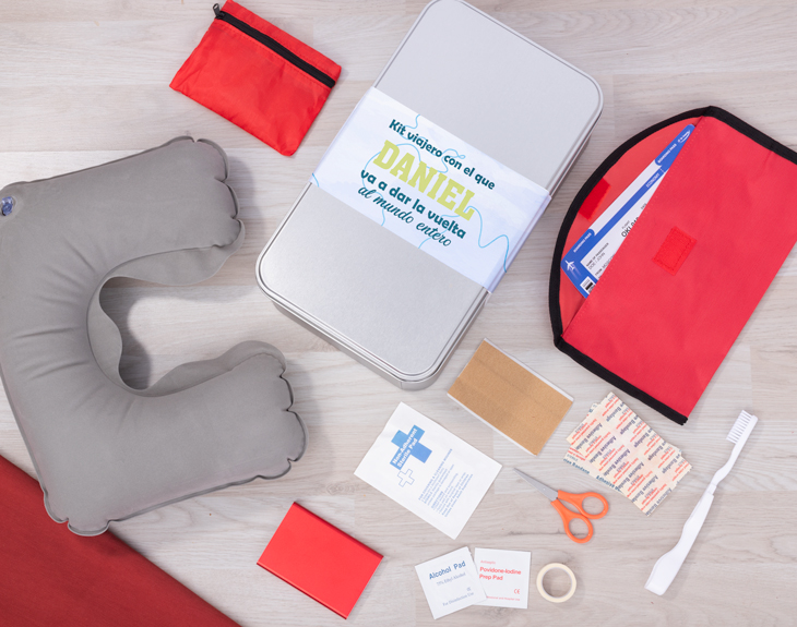 Kit para viajeros con nombre - Regalo Original