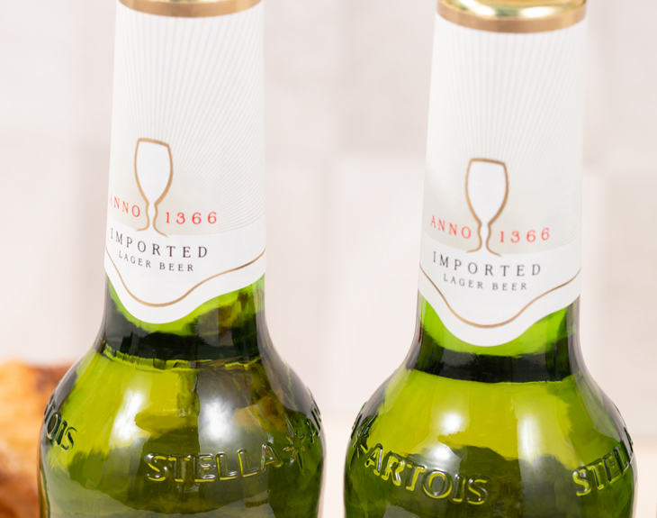 Cerveza Stella Artois personalizada con nombre